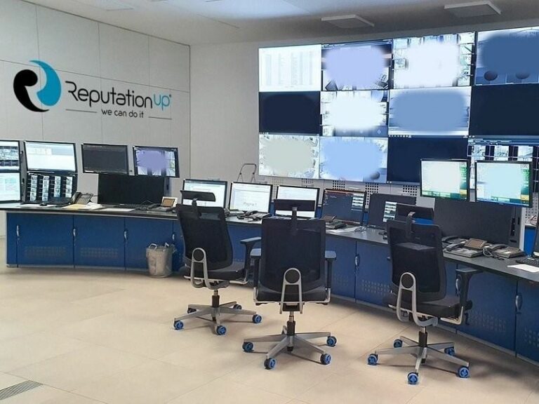 Control Room • Cyber Security • Operations Center